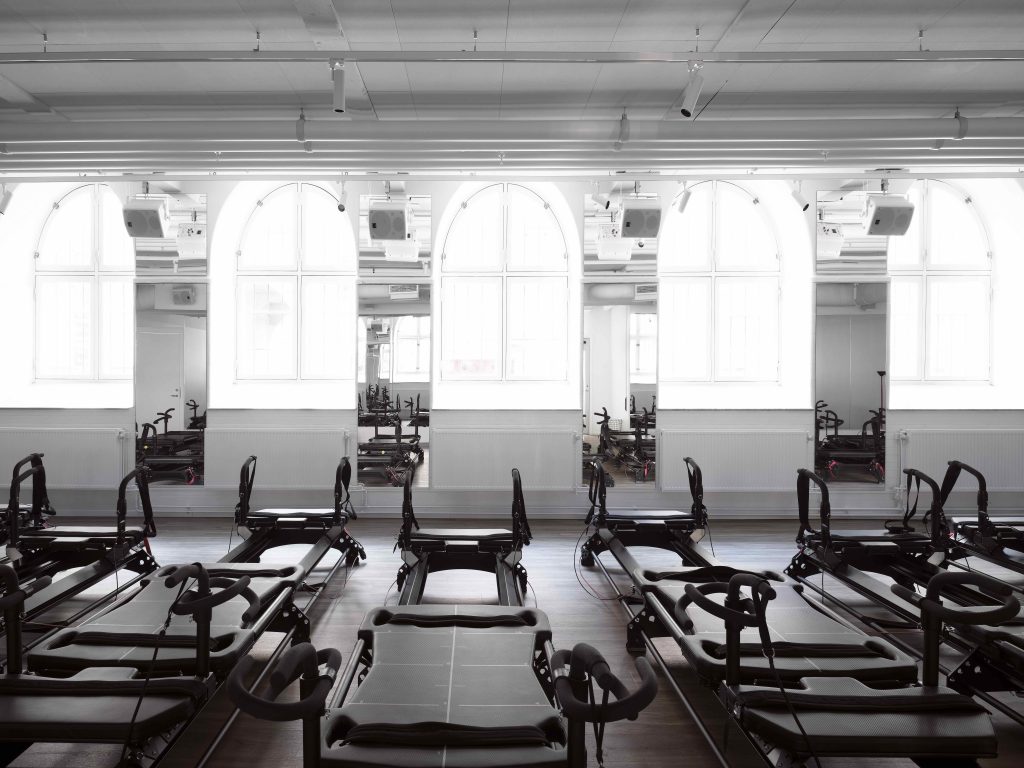 I Tried Megaformer Pilates for 30 Days - Here’s What Changed in My Bod ...